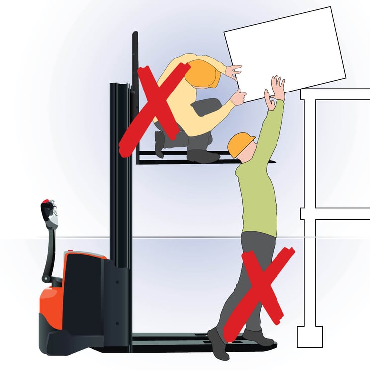 12 conseils pour travailler en toute sécurité avec un gerbeur électrique